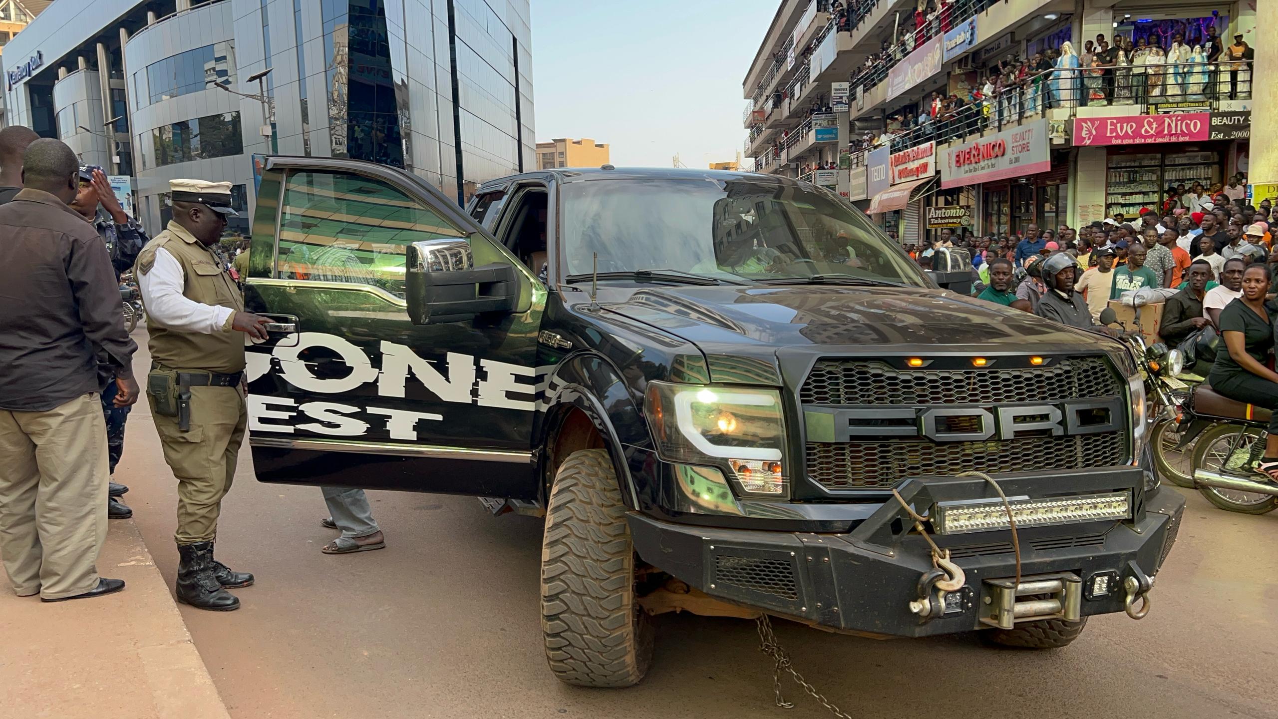 Scuffle Erupts as Police Arrest Fangone Forest Members - Trusted News ...